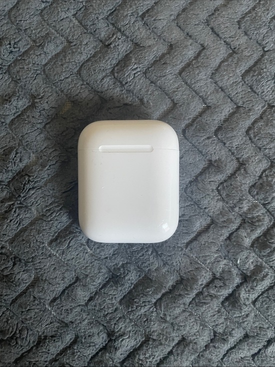 Apple | Headphones | 2nd Generation Airpods With One Airpod | Poshmark